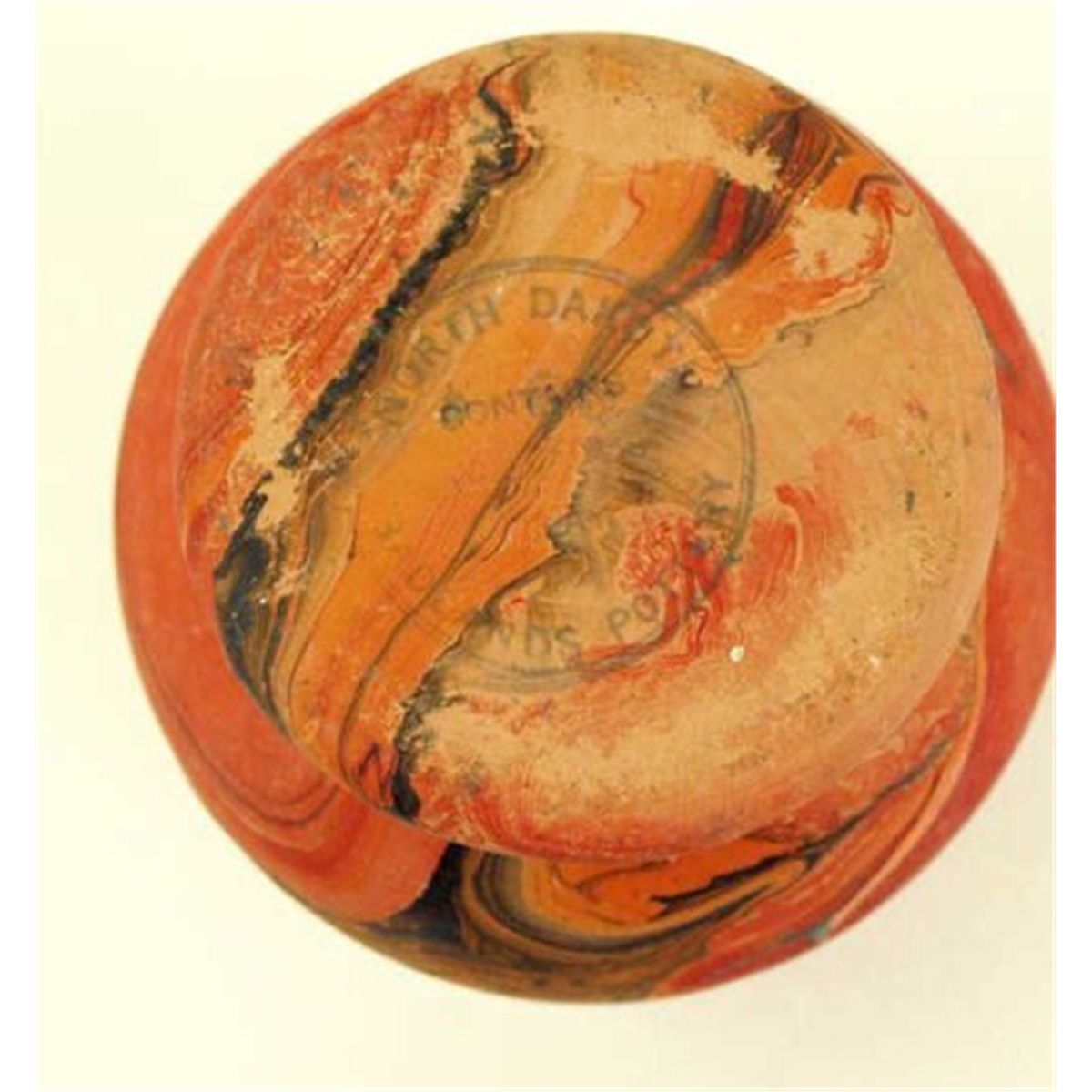 North Dickota Badlands Swirl Pottery vase 3" tall.