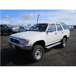 1992 Toyota 4Runner SR5 4x4 SUV