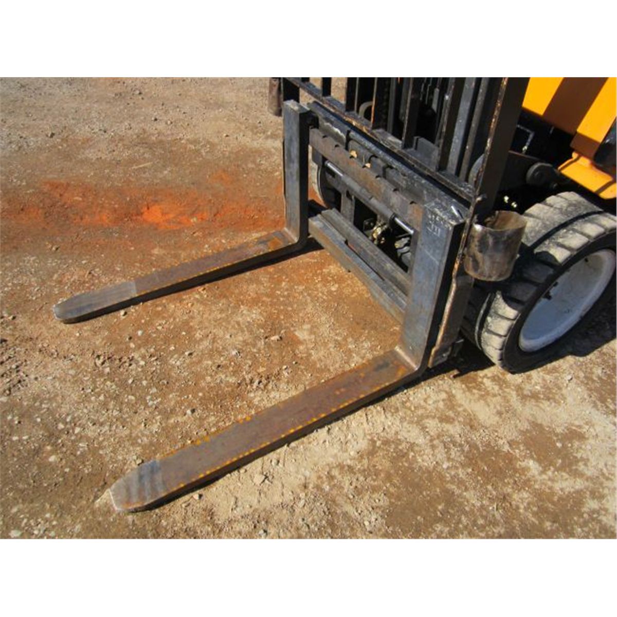 1997 Clark CGP30 Forklift