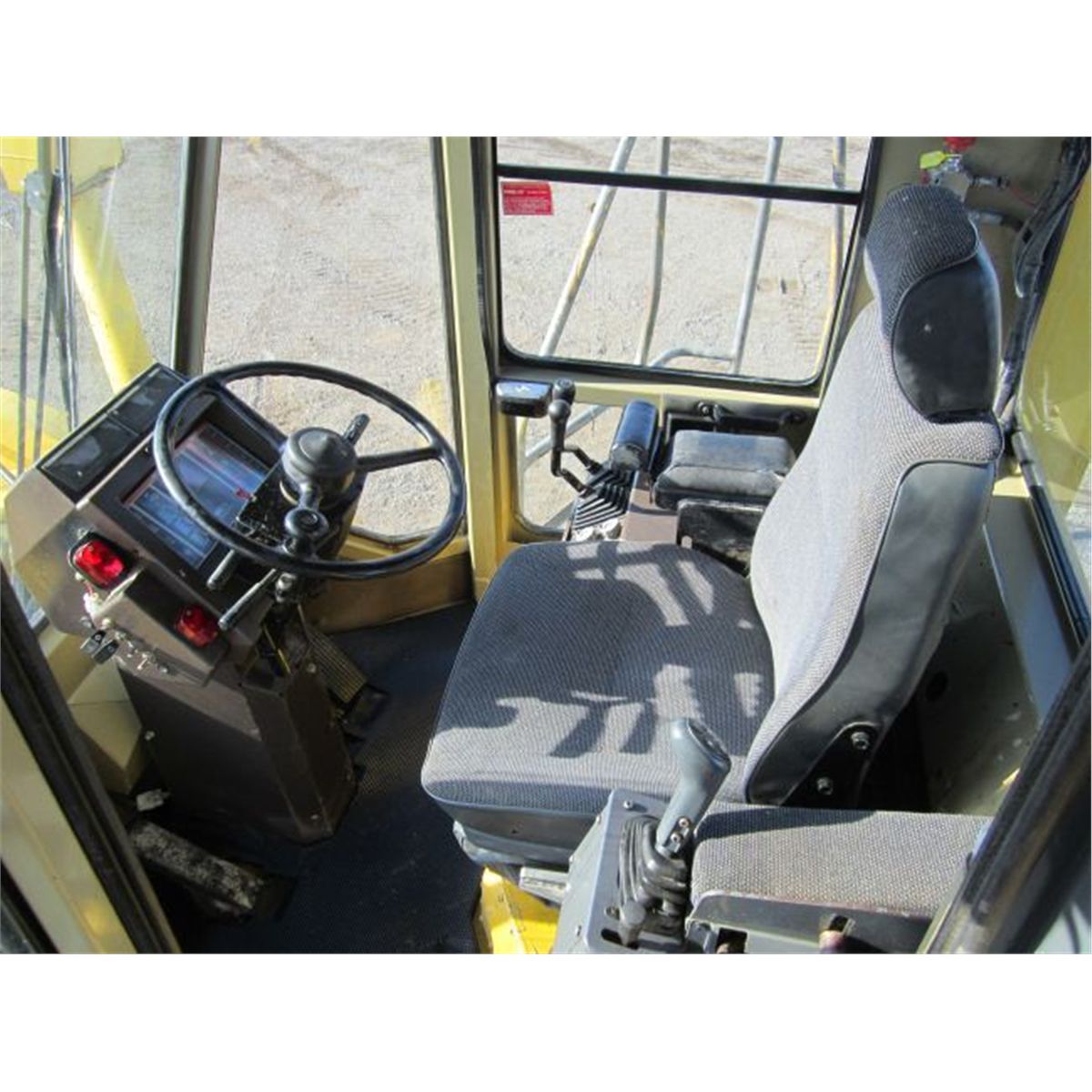 2000 Komatsu WA-900-1LC Wheel Loader