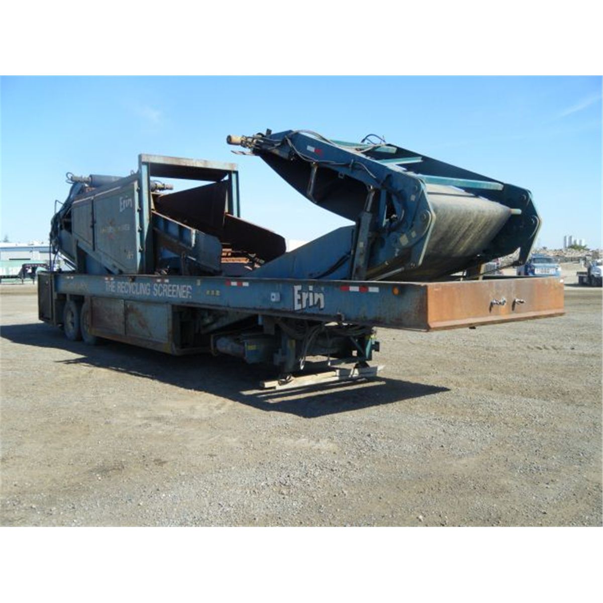 1998 Erin Finger FS-165 T/A Towable Screening Plant
