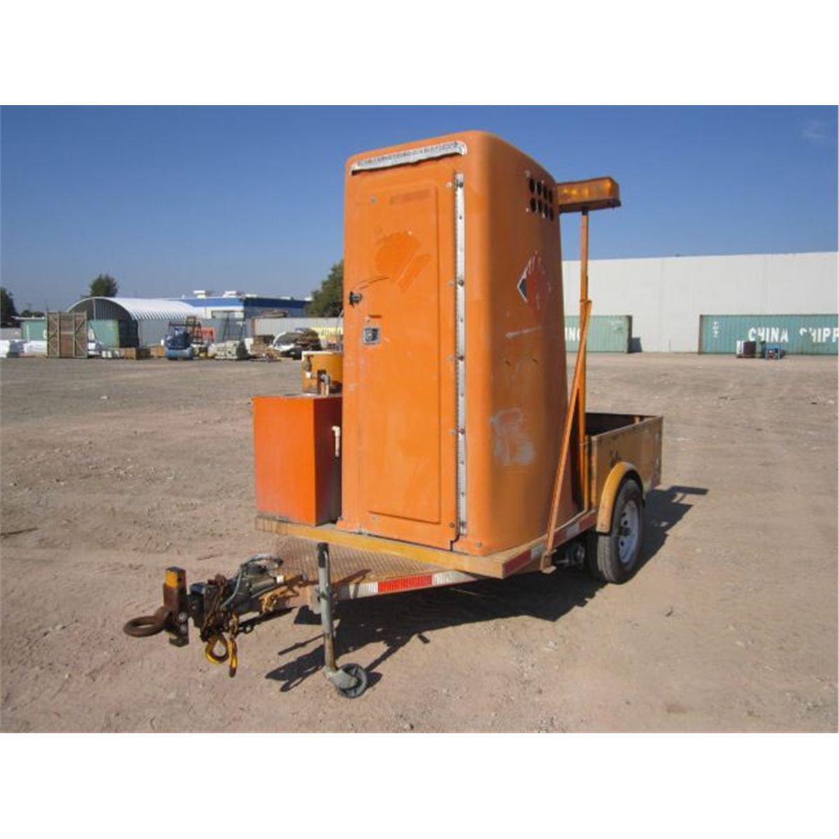 2001 EDSHE Towable S/A Portable Restroom Trailer