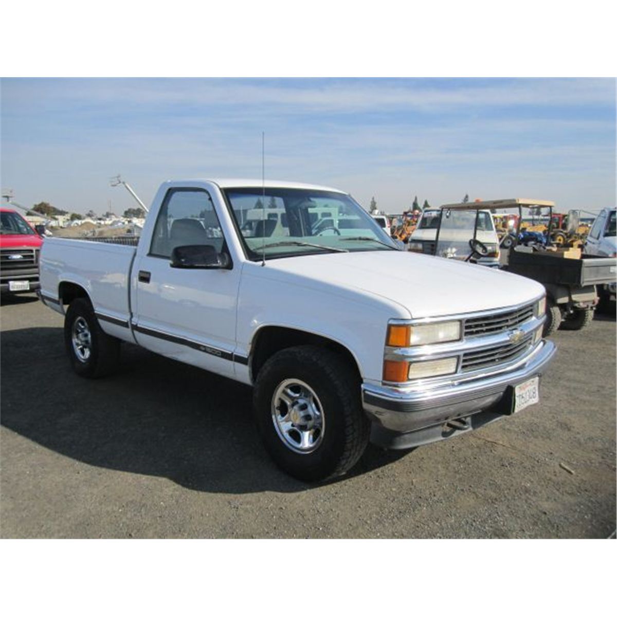 1997 Chevrolet 1500 Cheyenne 4x4 Pickup Truck