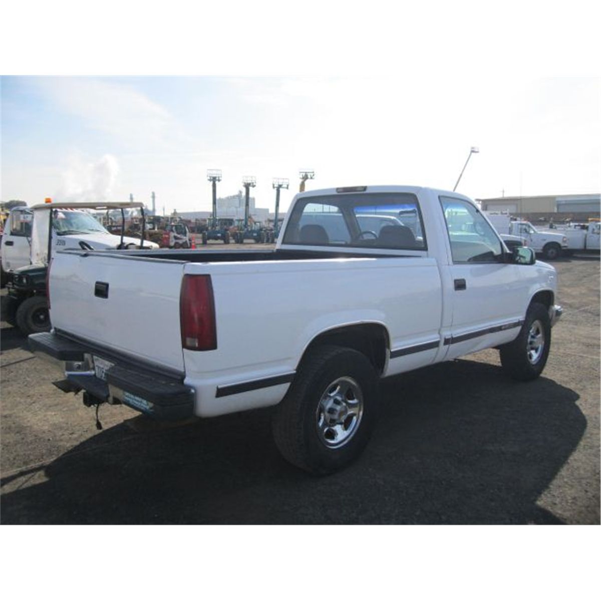 1997 Chevrolet 1500 Cheyenne 4x4 Pickup Truck