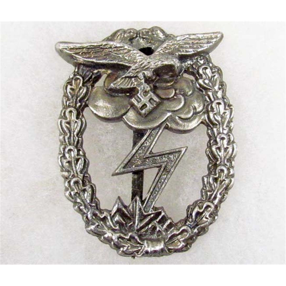 GERMAN NAZI LUFTWAFFE GROUND ASSAULT BADGE