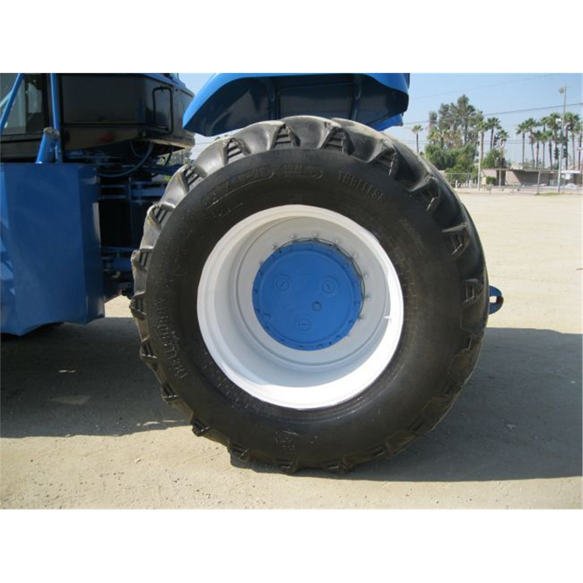 2002 Buhler Versatile 2360 4x4 Ag Tractor