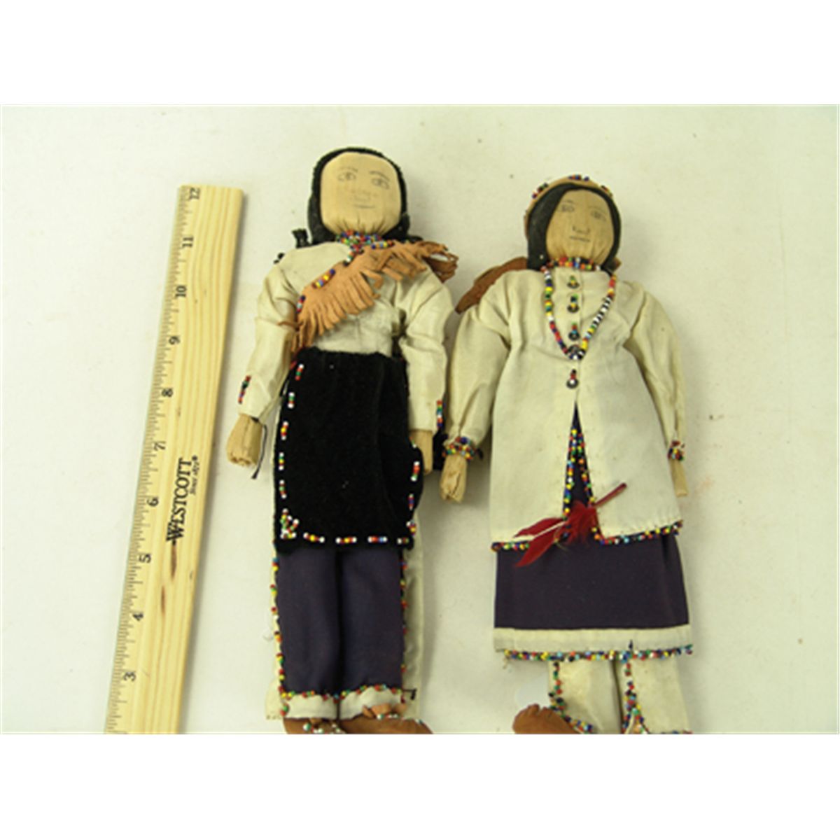 2 Mohawk Cornhusk Dolls