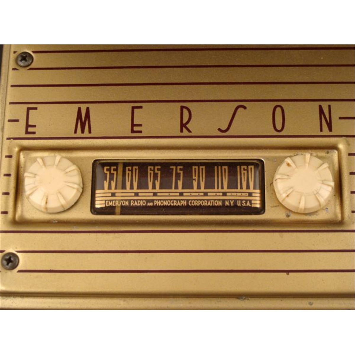 Emerson Portable Tube Radio Model 558 Vintage 1948