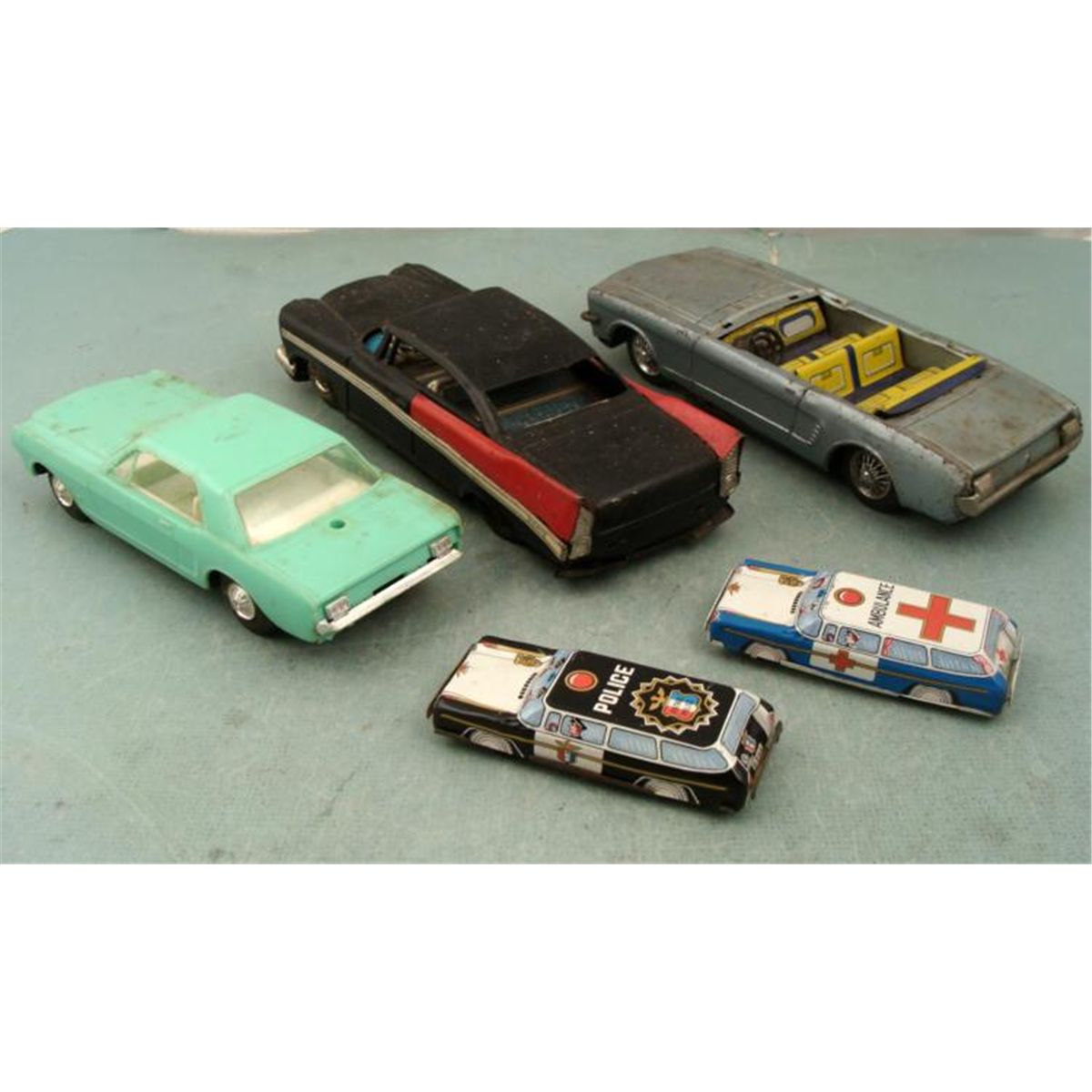 5 Vintage Tin Toy Cars Made in Japan Bandai, Nomura