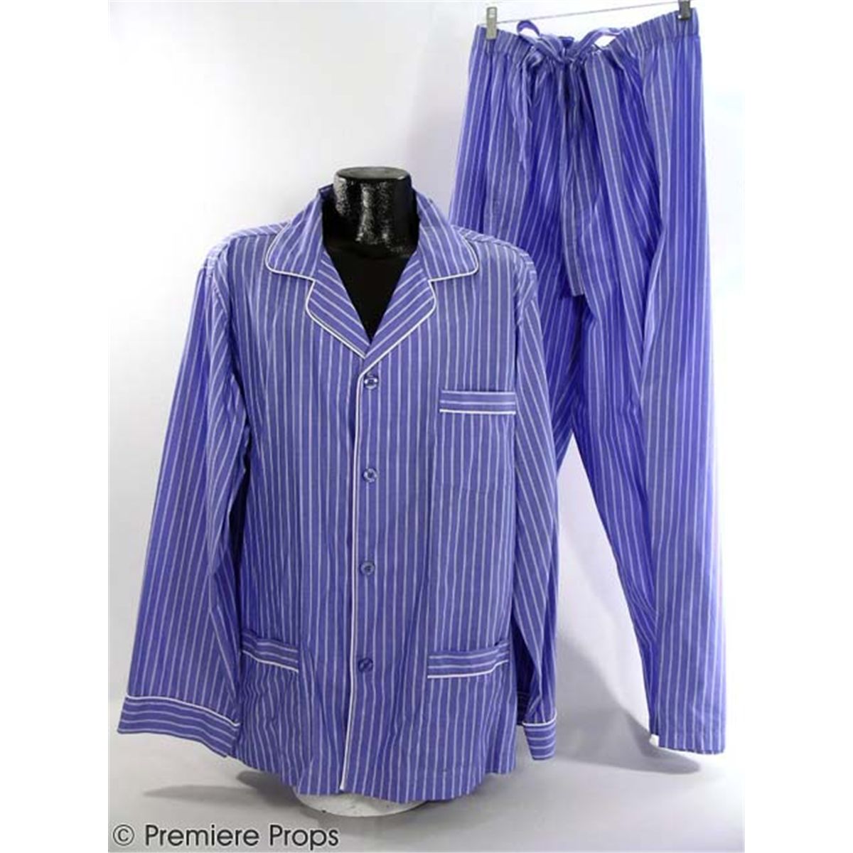 President Baxter Harris (Leslie Nielsen) Costume from Scary Movie 4 (2006)