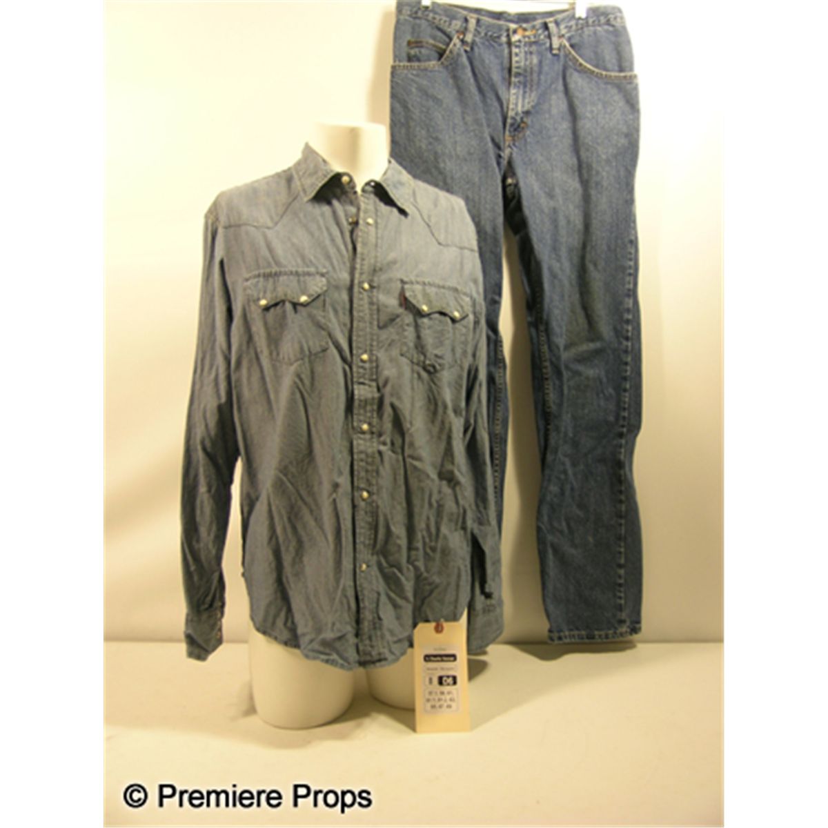 Straw Dogs Charlie (Alexander Skarsgard) Hero Movie Costumes