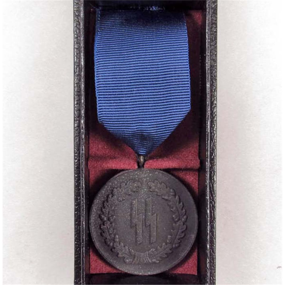 CASED GERMAN NAZI SS 4 YEAR LONG SERVICE AWARD W/ RIBBON