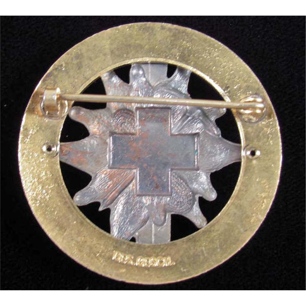 GERMAN NAZI RED CROSS ALPINE SKI ENAMELED BADGE