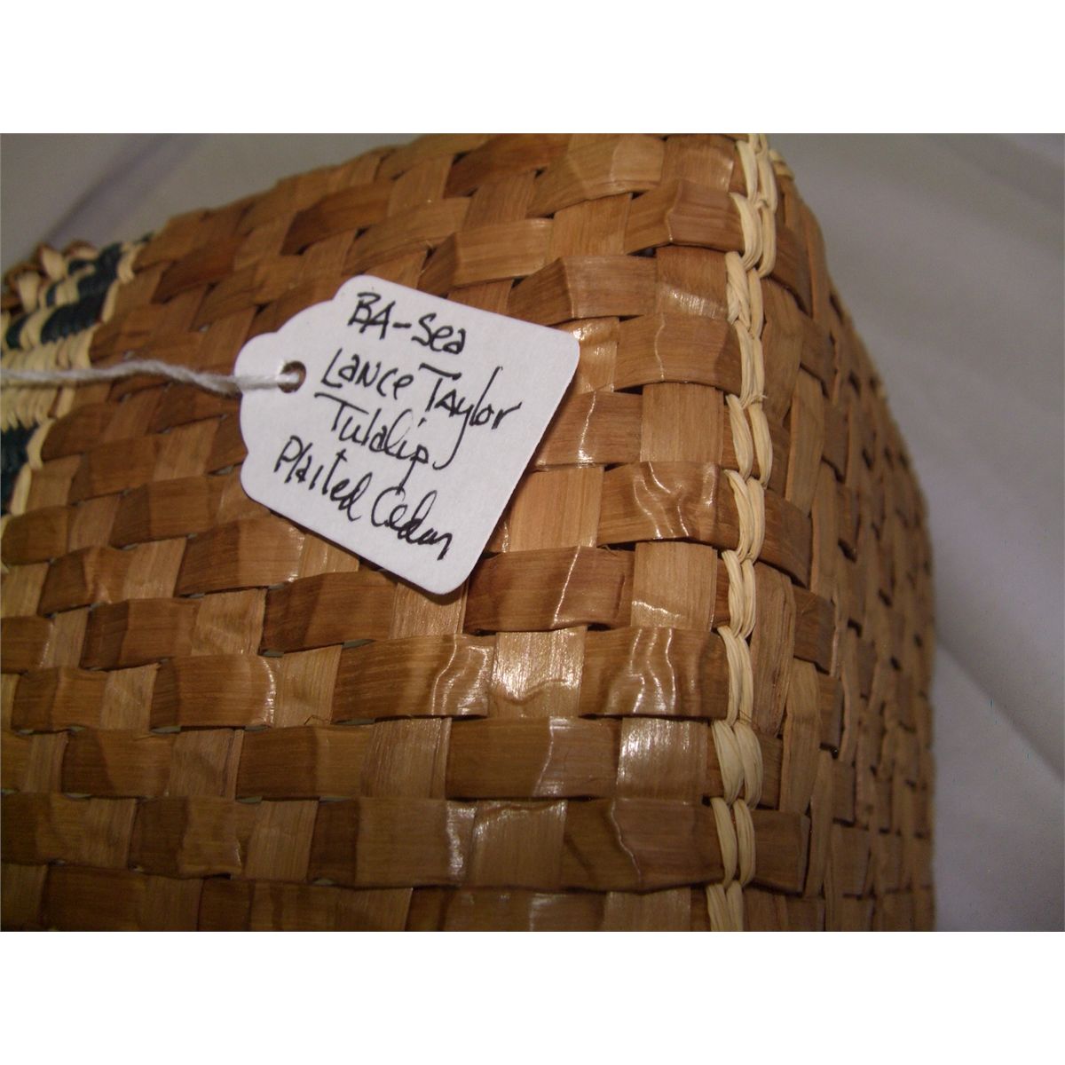 wonderful Native American Lance Taylor Tulalip plaited bark basket