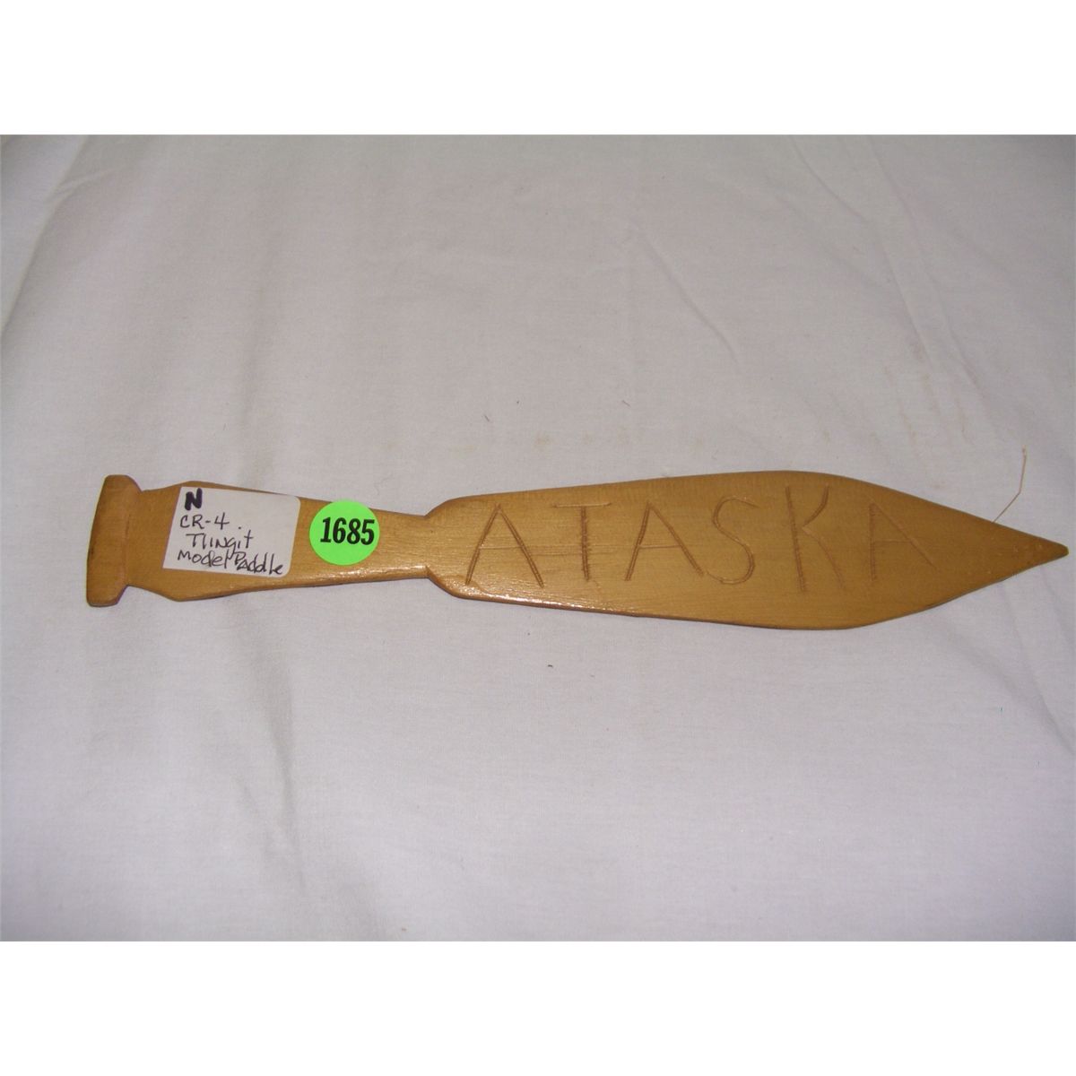 wonderful Native American handmade and carved Tlingit paddle (notice ...