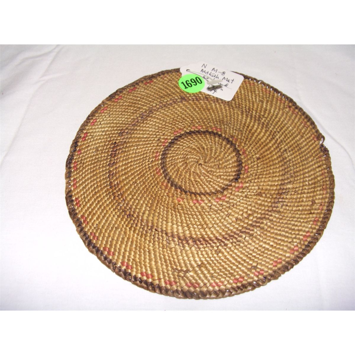 wonderful Native American Makah mat / trivet