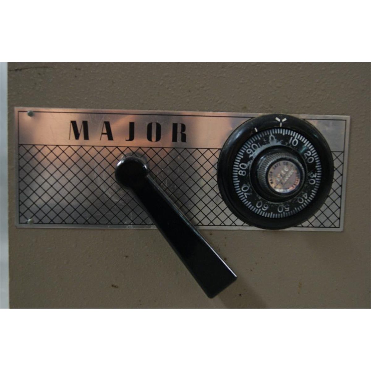 "Major' Safe Company Safe with combination