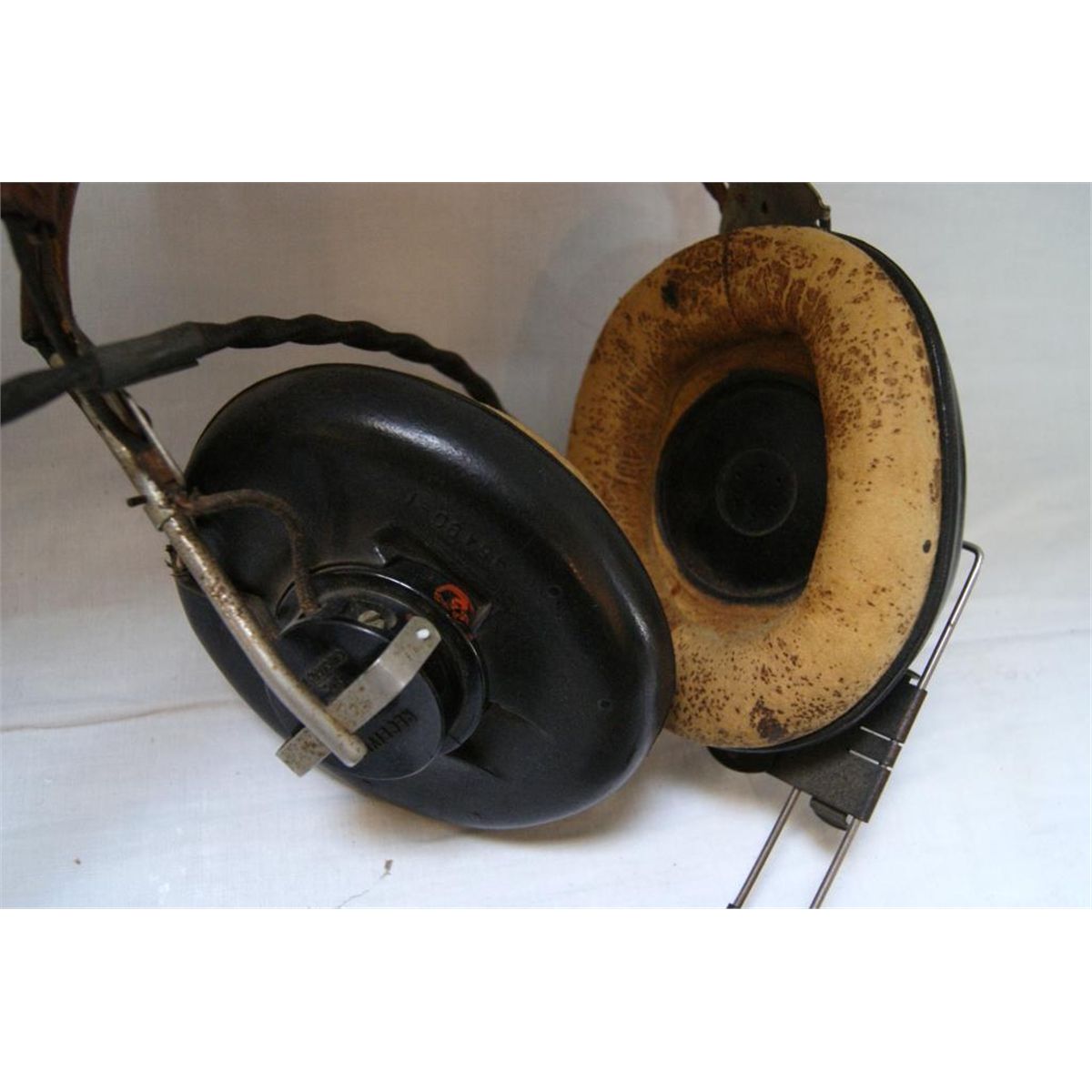 Collection of 4 US WWII Aviator Headsets