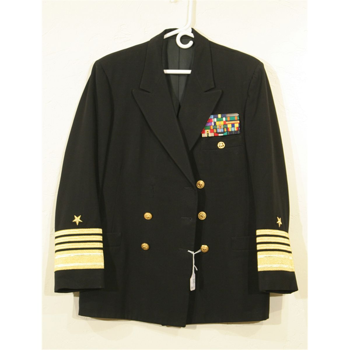 Current USN admiral's jacket.