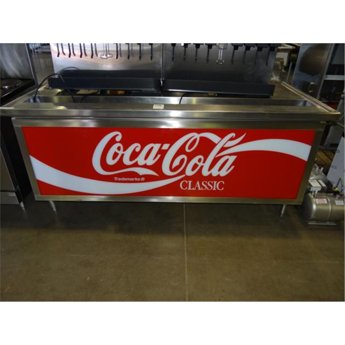 S/S COCA-COLA 2 HEAD DRINK DISPENSER TABLE