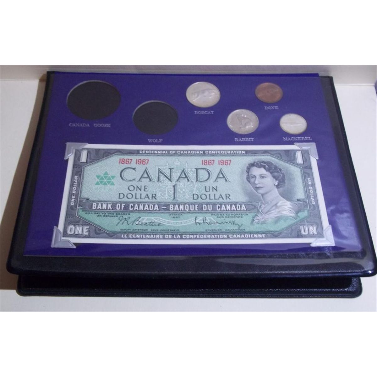 1967Centennial of Canada Folder w/Coins & Currency