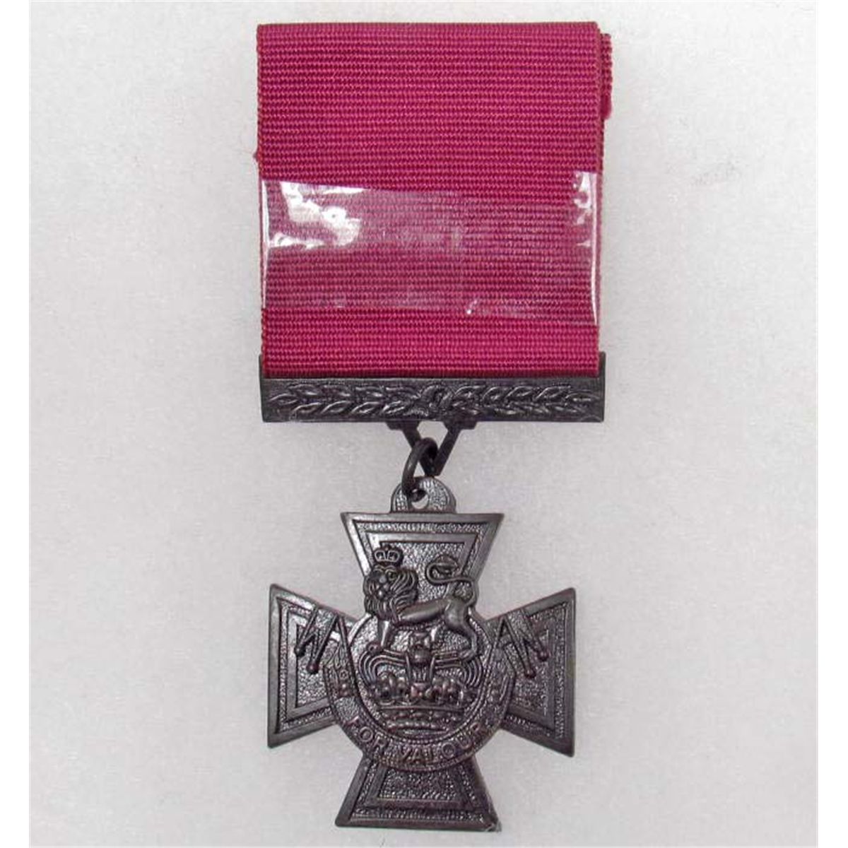 COPY OF A BRITISH VICTORIA CROSS DECORATION W/ RIBBON