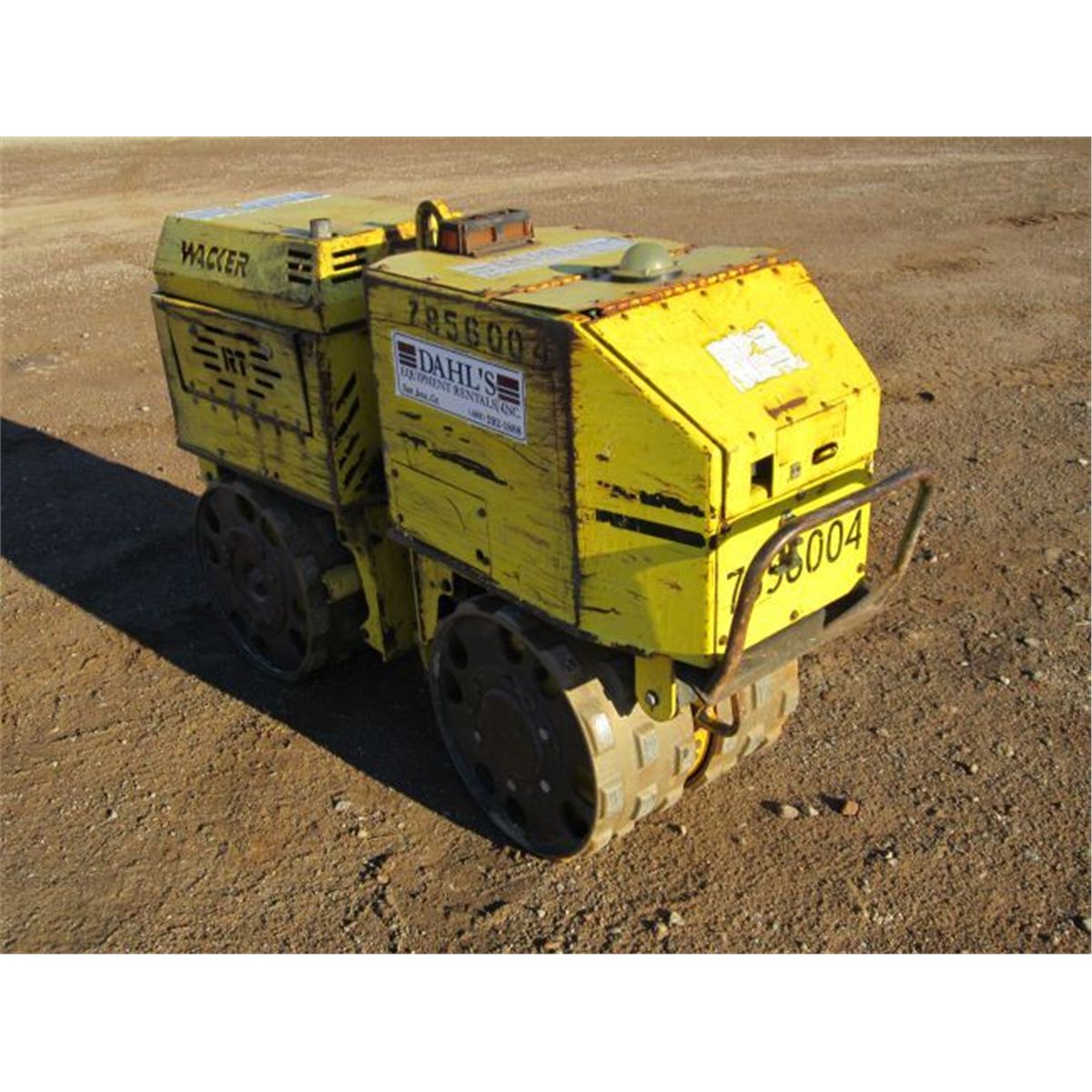 2001 Wacker RT820 Walk-Behind Trench Roller