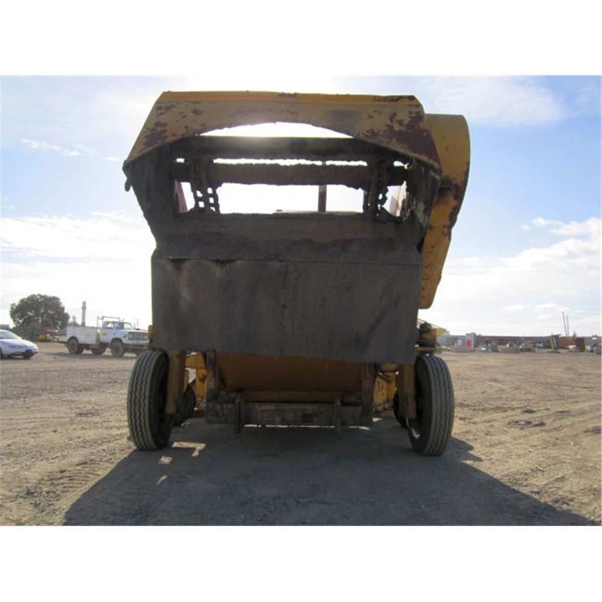 Ko-Cal 6009 Towable Asphalt Pick Up Machine