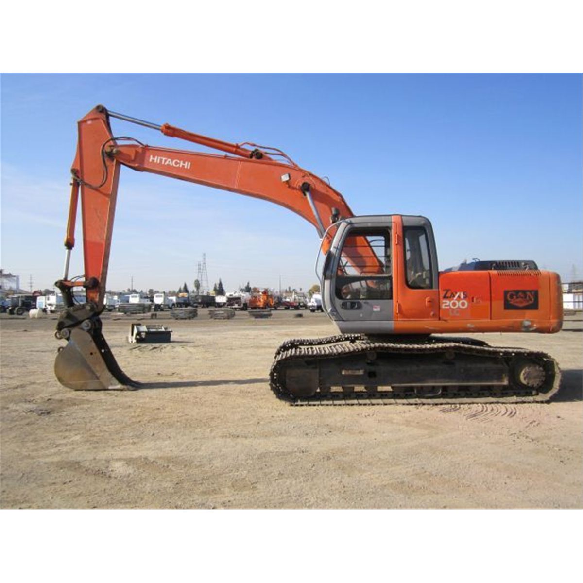 2000 Hitachi Zaxis 200LC Excavator