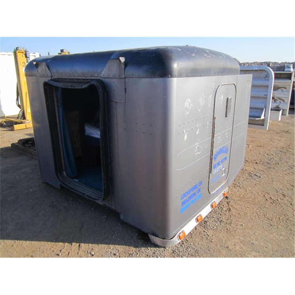 Truck Tractor Cab 60" Sleeper Attachment