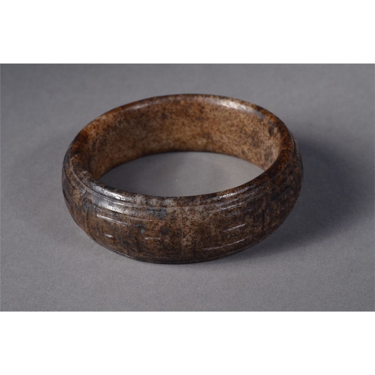 Chinese White Jaed Bangle Key-Fret Band & Dragon