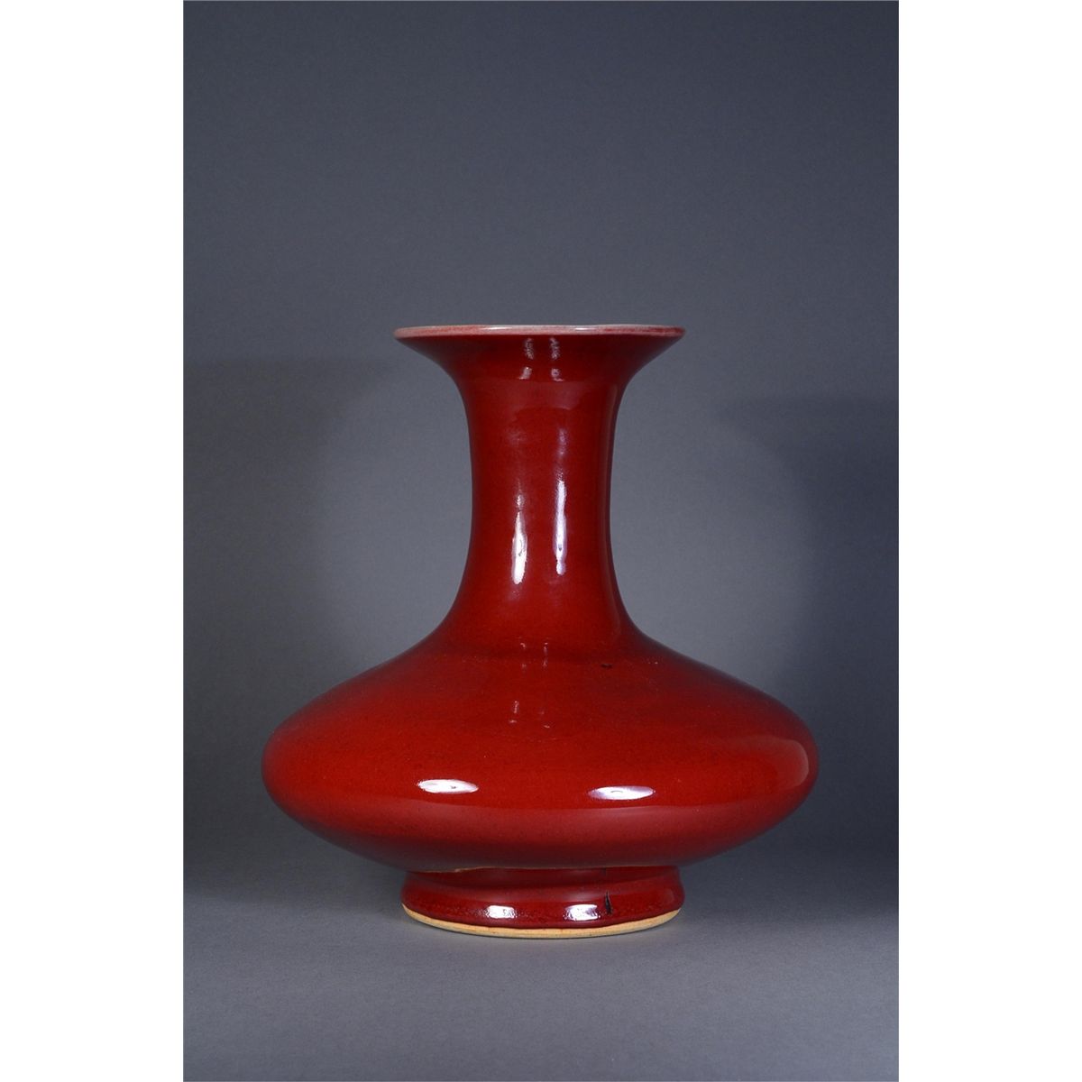Chinese Red Flange Vase Qianlong Mark