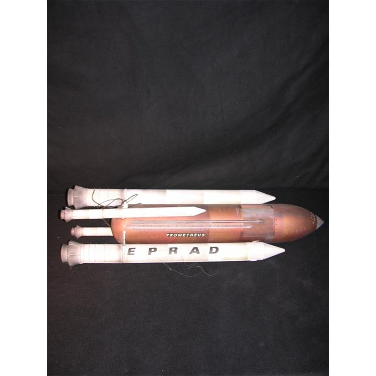 Screen Used Spaceship Model from Lois and Clark: The New Adventures of ...