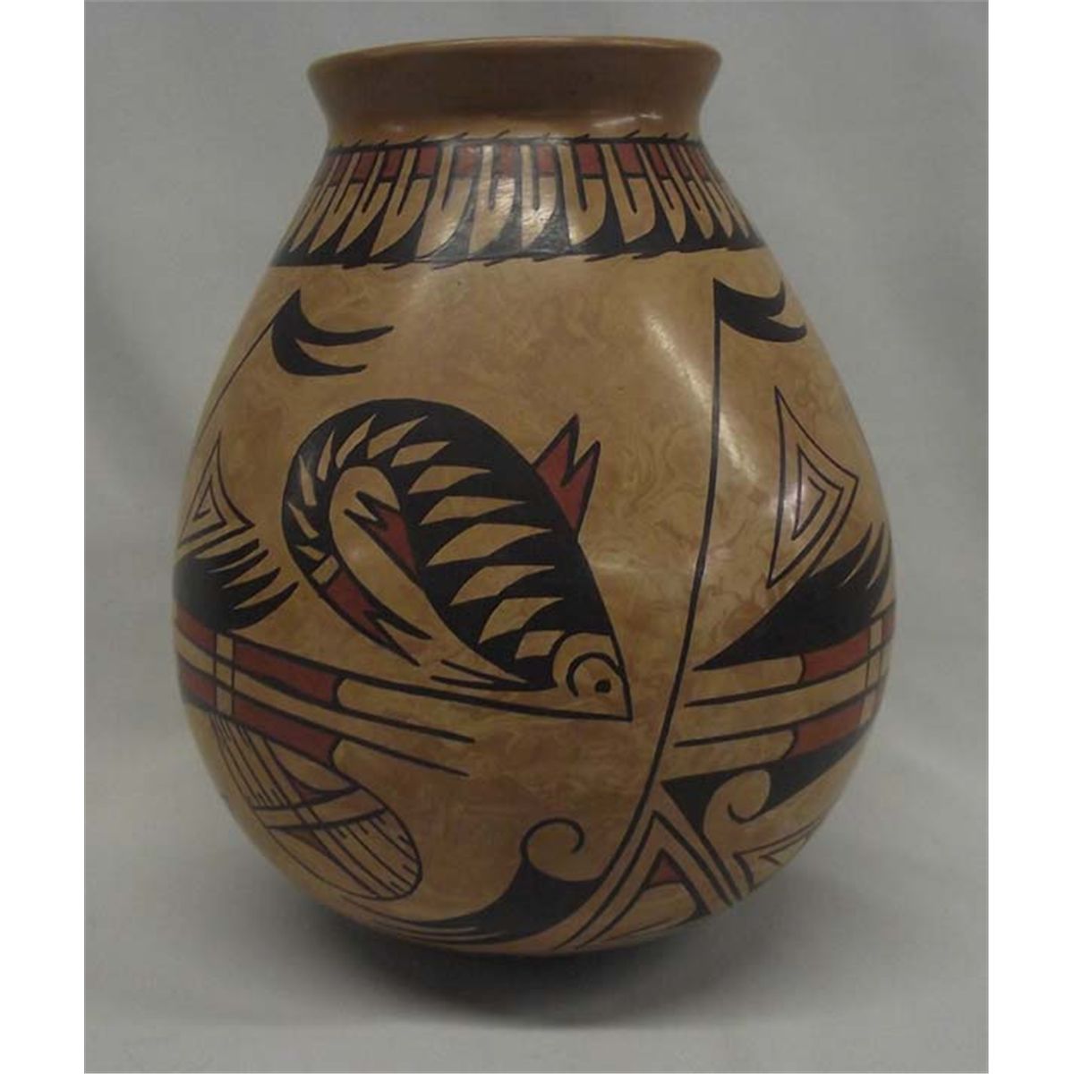 Mata Ortiz Pottery By Tito Enriquez