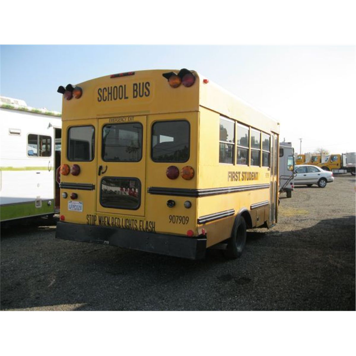 1999 Ford E-350 Passenger School Bus
