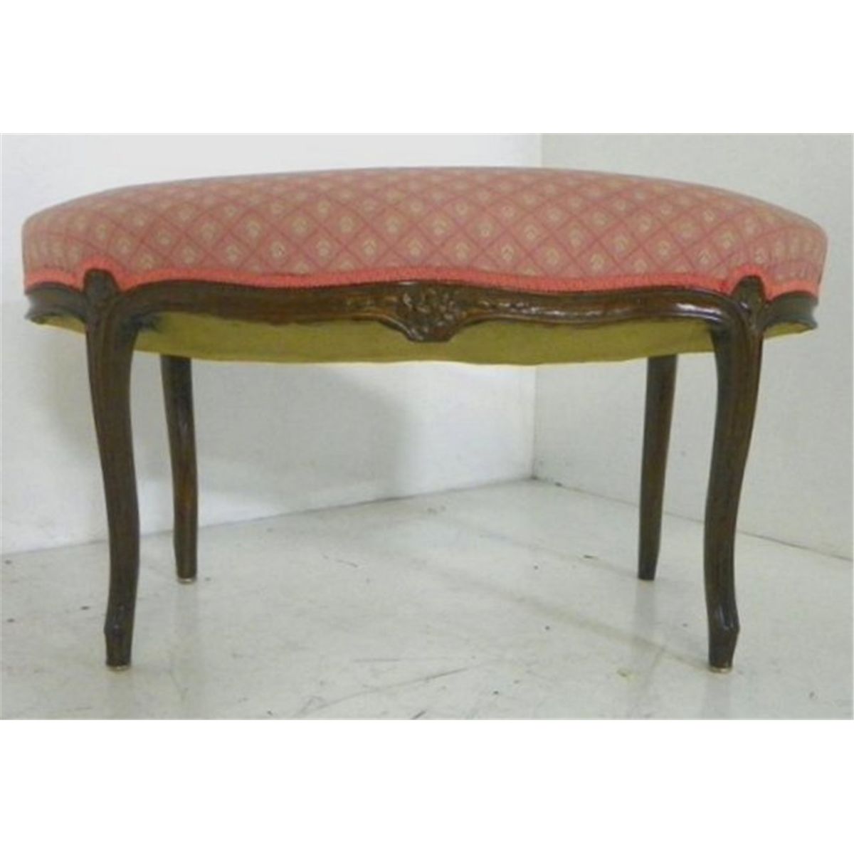 Louis XVI walnut oval bench with carved legs