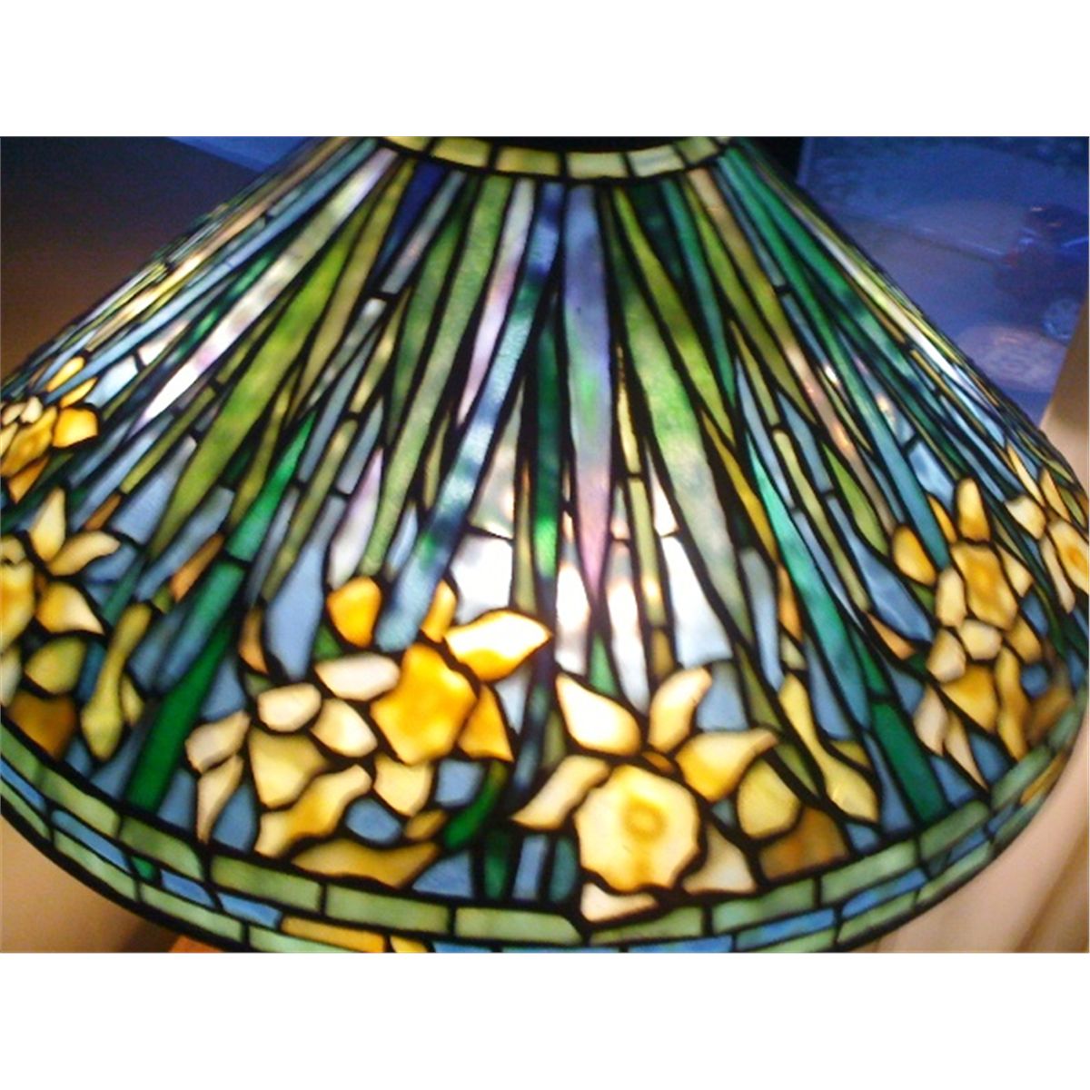 Louis Comfort Tiffany, Daffodil Lamp, Leaded Glass and Bronze Table Lamp