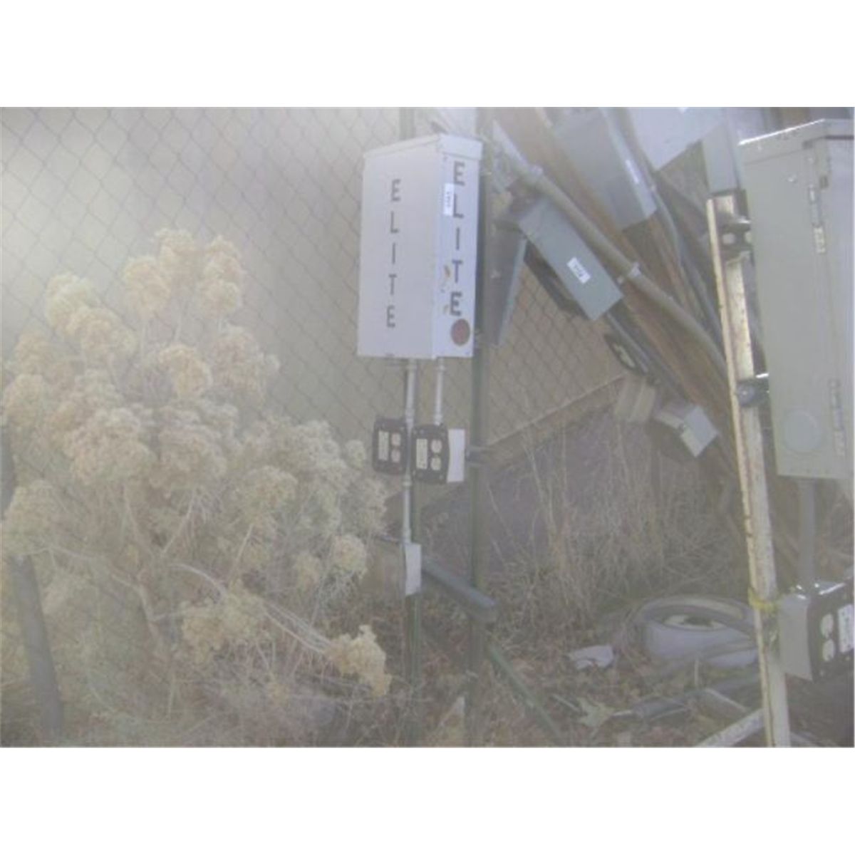 TEMPORARY OUTLET PLUG STAND