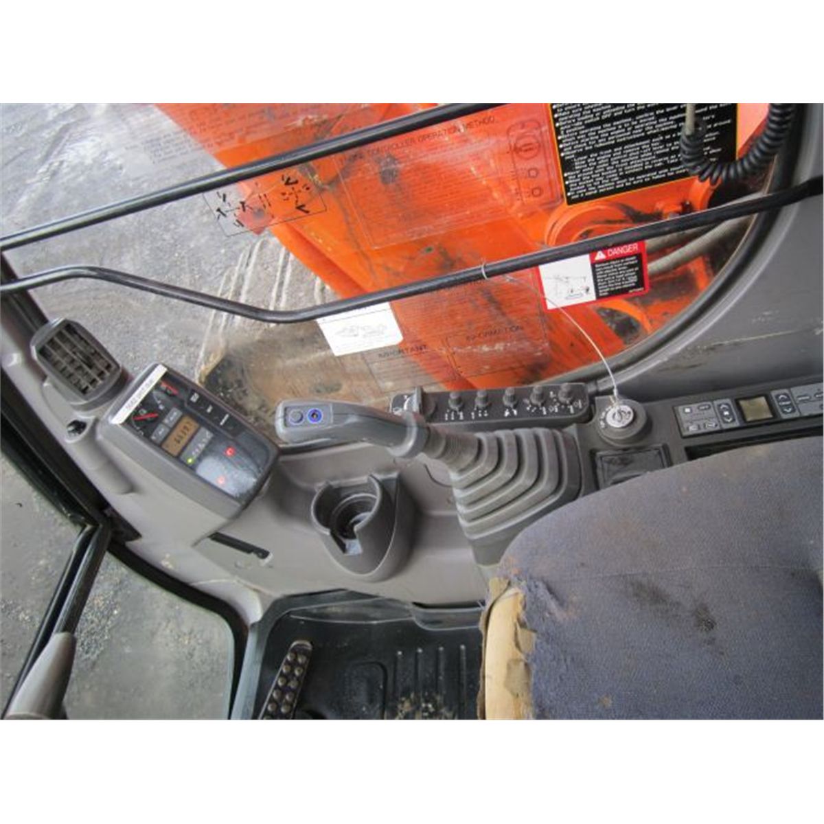 2005 Hitachi Zaxis 800 Hydraulic Excavator