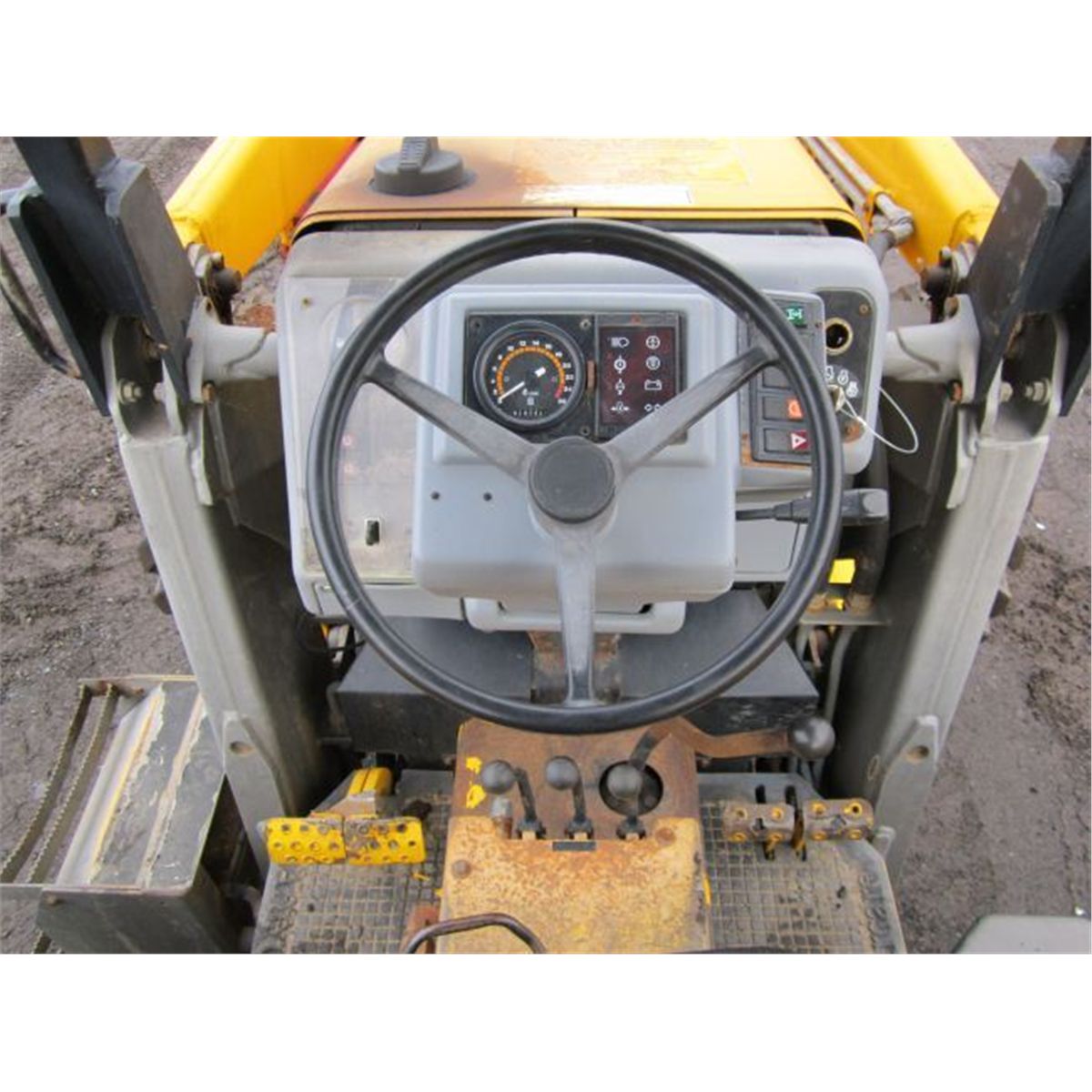 Fermec 650 4x4 Skip Loader