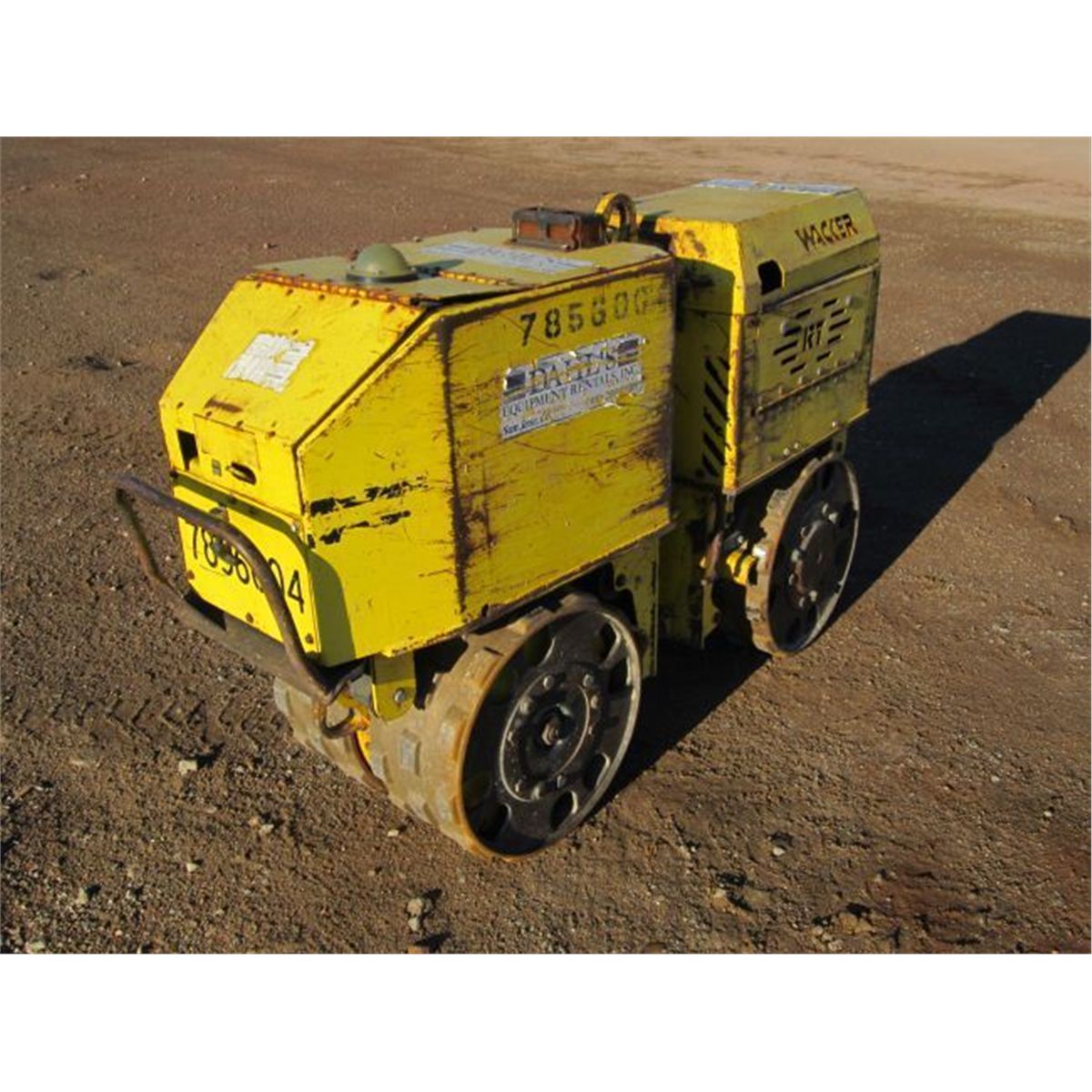 2001 Wacker RT820 Walk-Behind Trench Roller