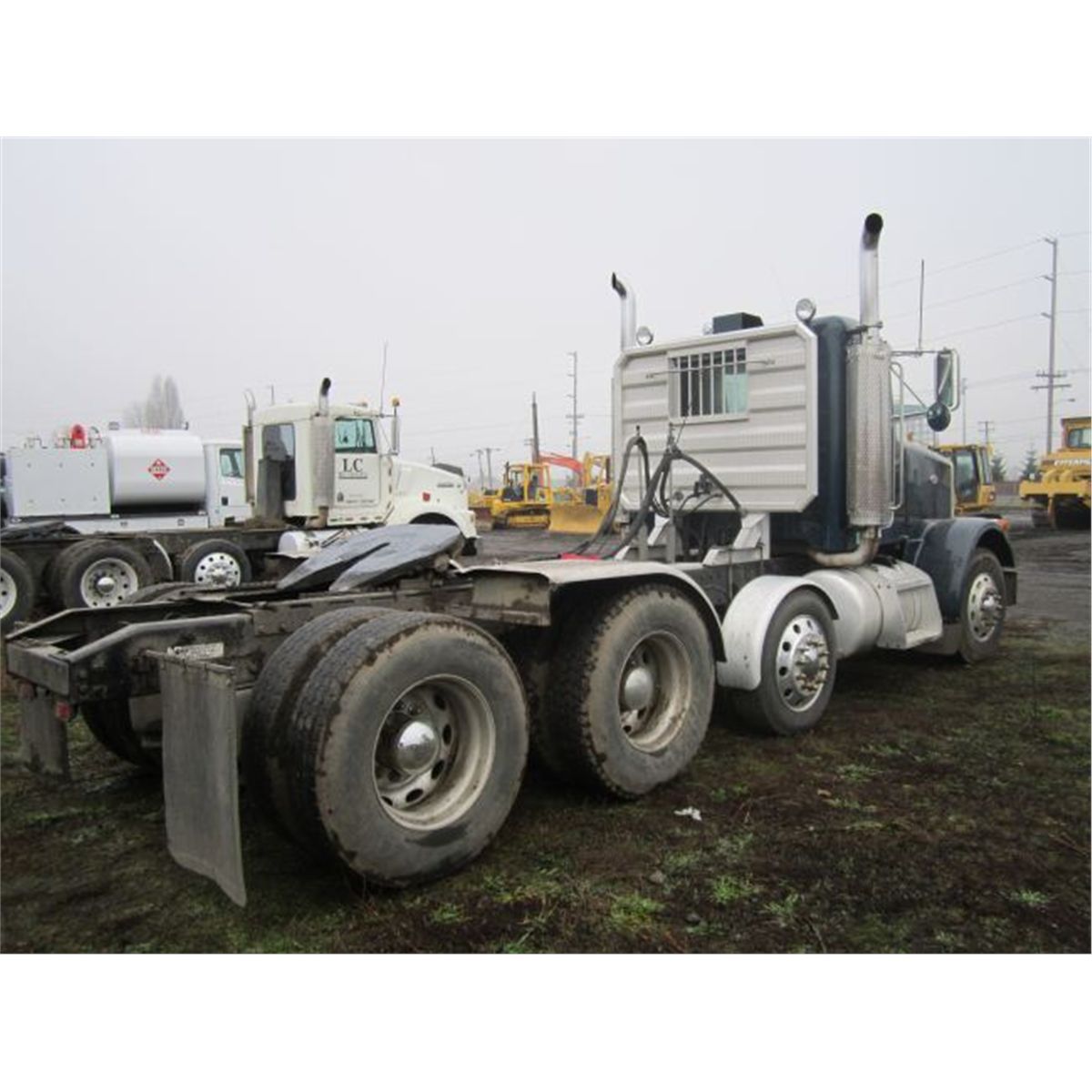 1998 Peterbilt 378 Tri-Axle Truck Tractor