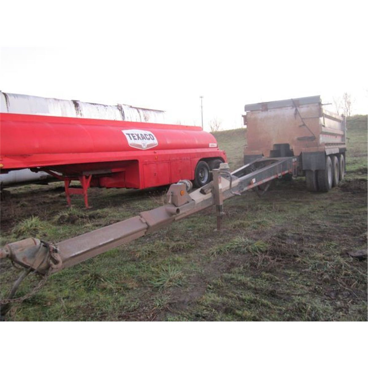 1996 Beall Tri-Axle Pup Trailer