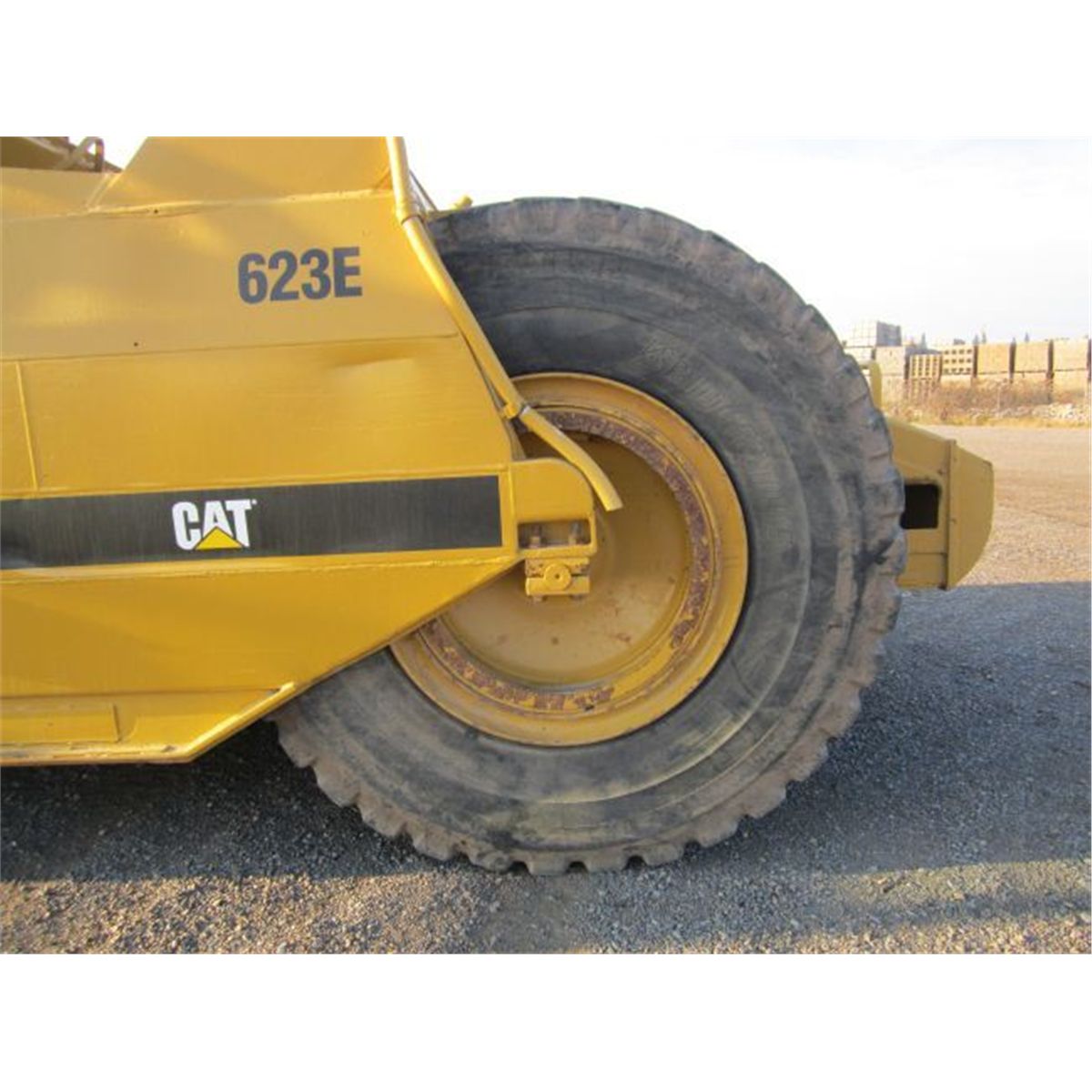 1987 Caterpillar 623E Elevating Motor Scraper