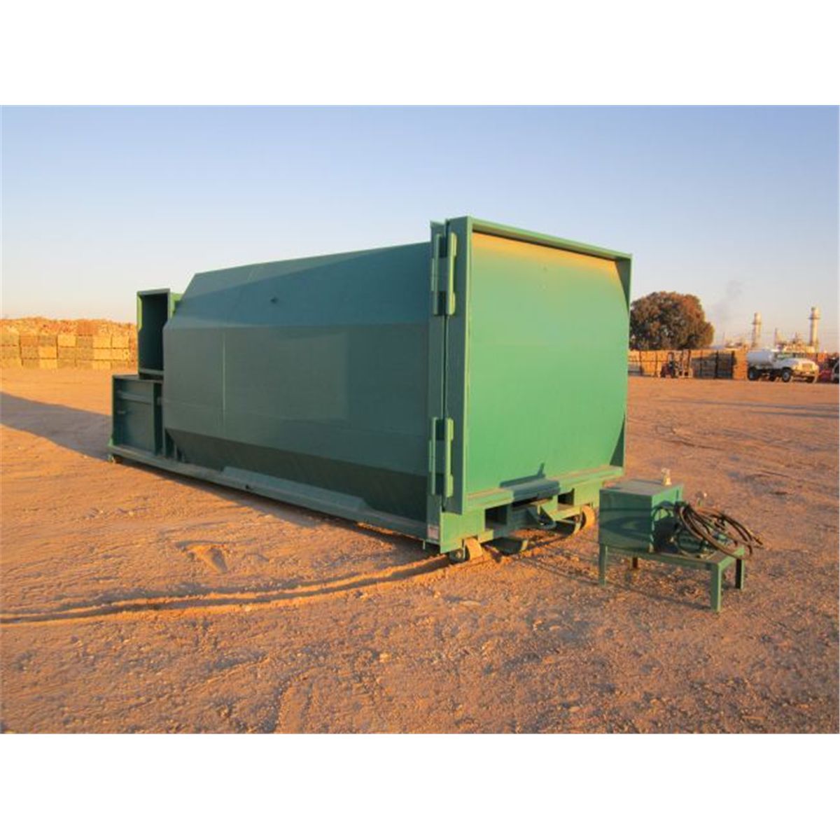 Marathon RJ100SC Self-Contained Compactor