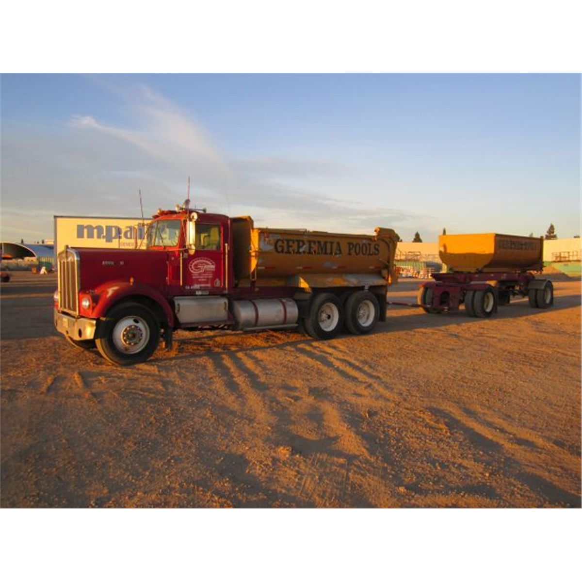 1981 Kenworth W900 T/A Transfer Dump Truck