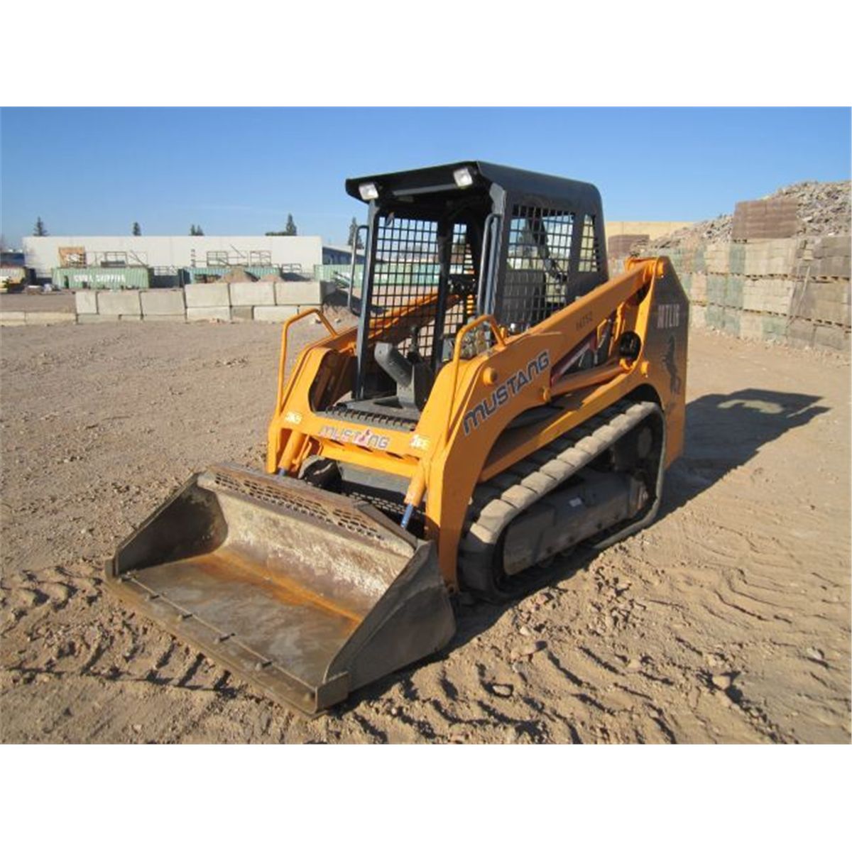 2006 Mustang MTL16 Track Skid Steer Loader