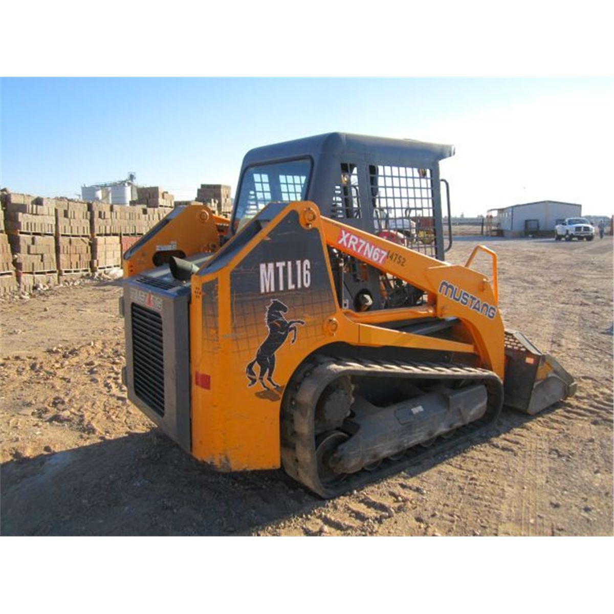 2006 Mustang MTL16 Track Skid Steer Loader