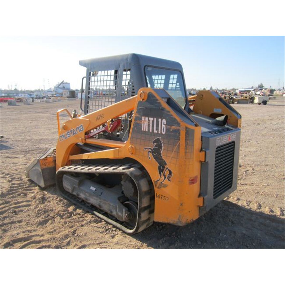 2006 Mustang MTL16 Track Skid Steer Loader