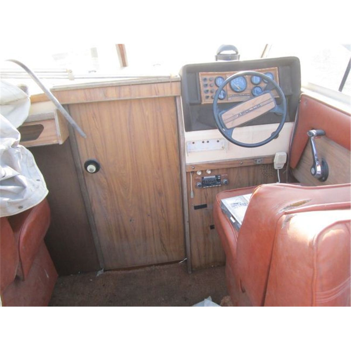 1979 Apollo Cabin Cruiser 20' Deep V-Hull Boat